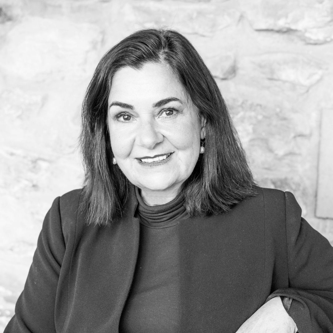 Sonya Hender - Web - Country Arts