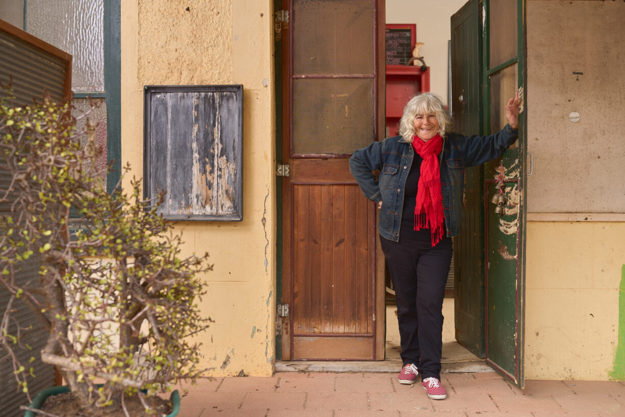 Saltbush Country – Touring Mount Gambier & Beyondtbush Country ...